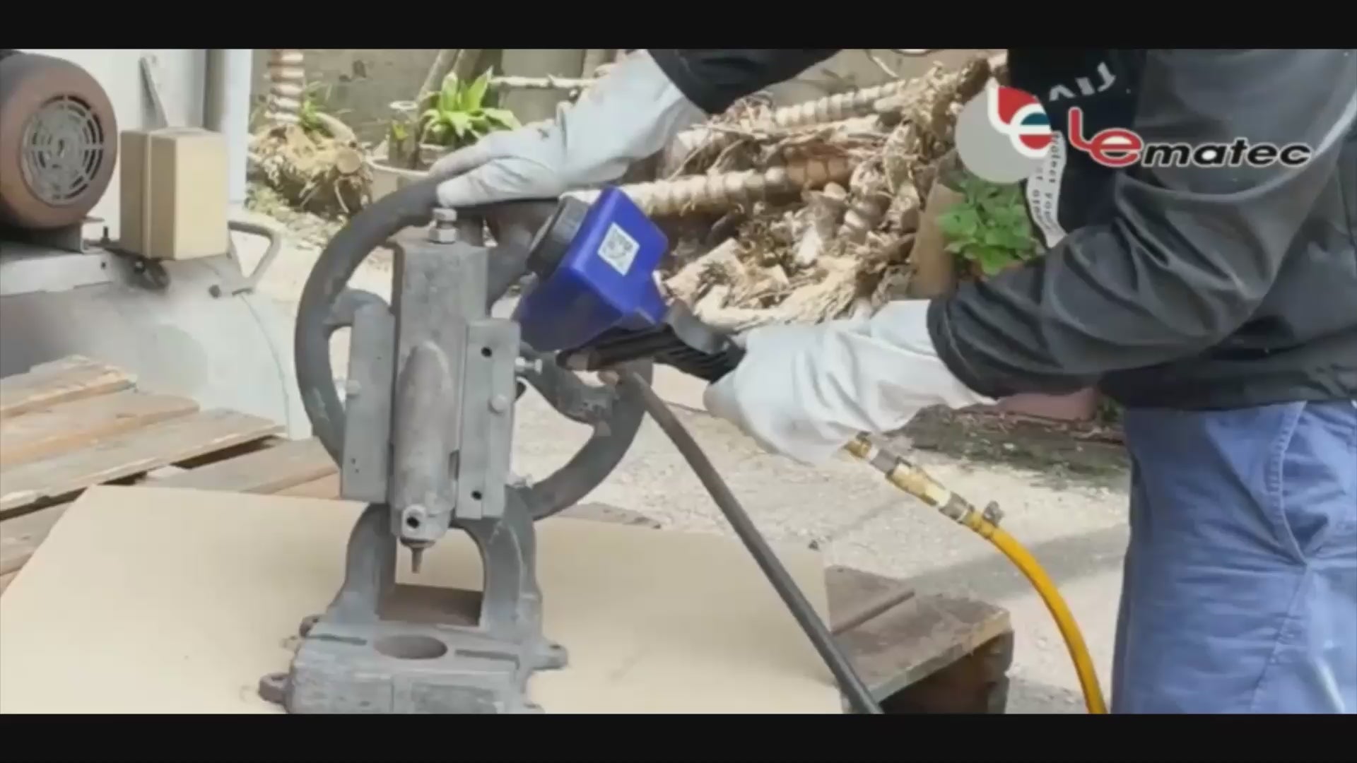 Professional 2-in-1 Air Compressor Vacuum & Blower Kit - 150 PSI Heavy ...